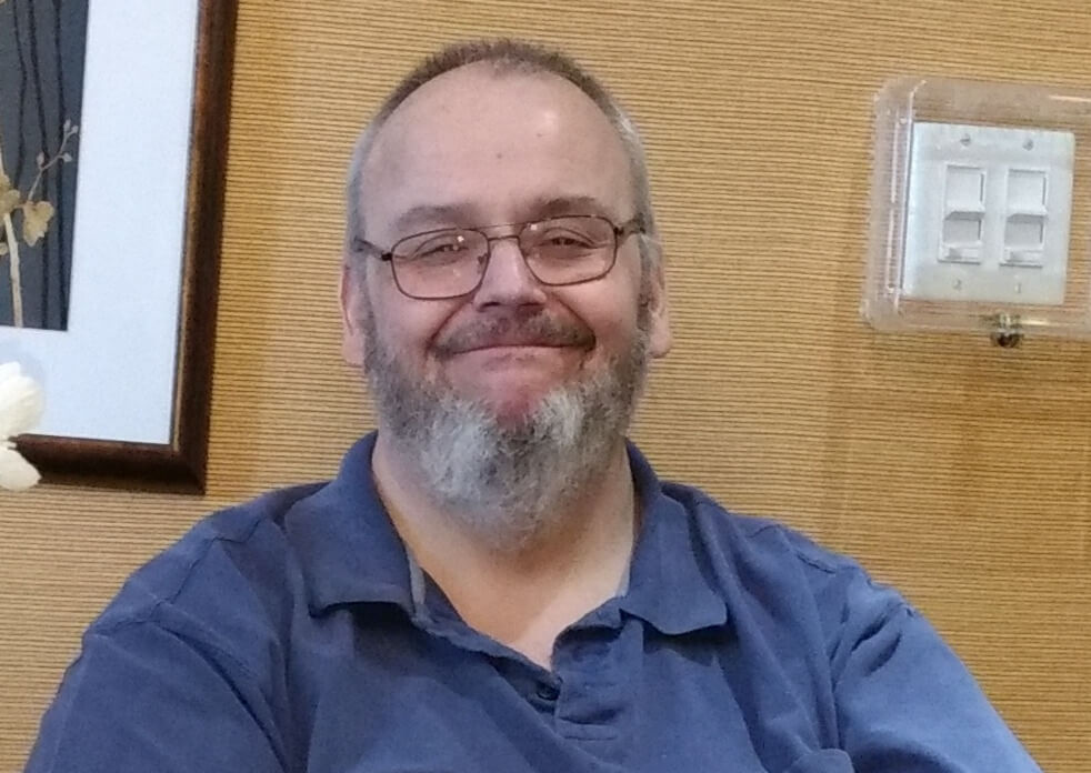 Gift honours automotive industry veteran whose service went above and ...